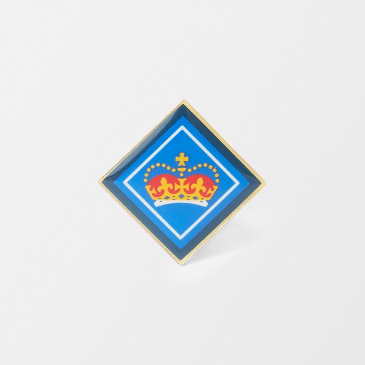 Queen's Scout Award Pin Badge
