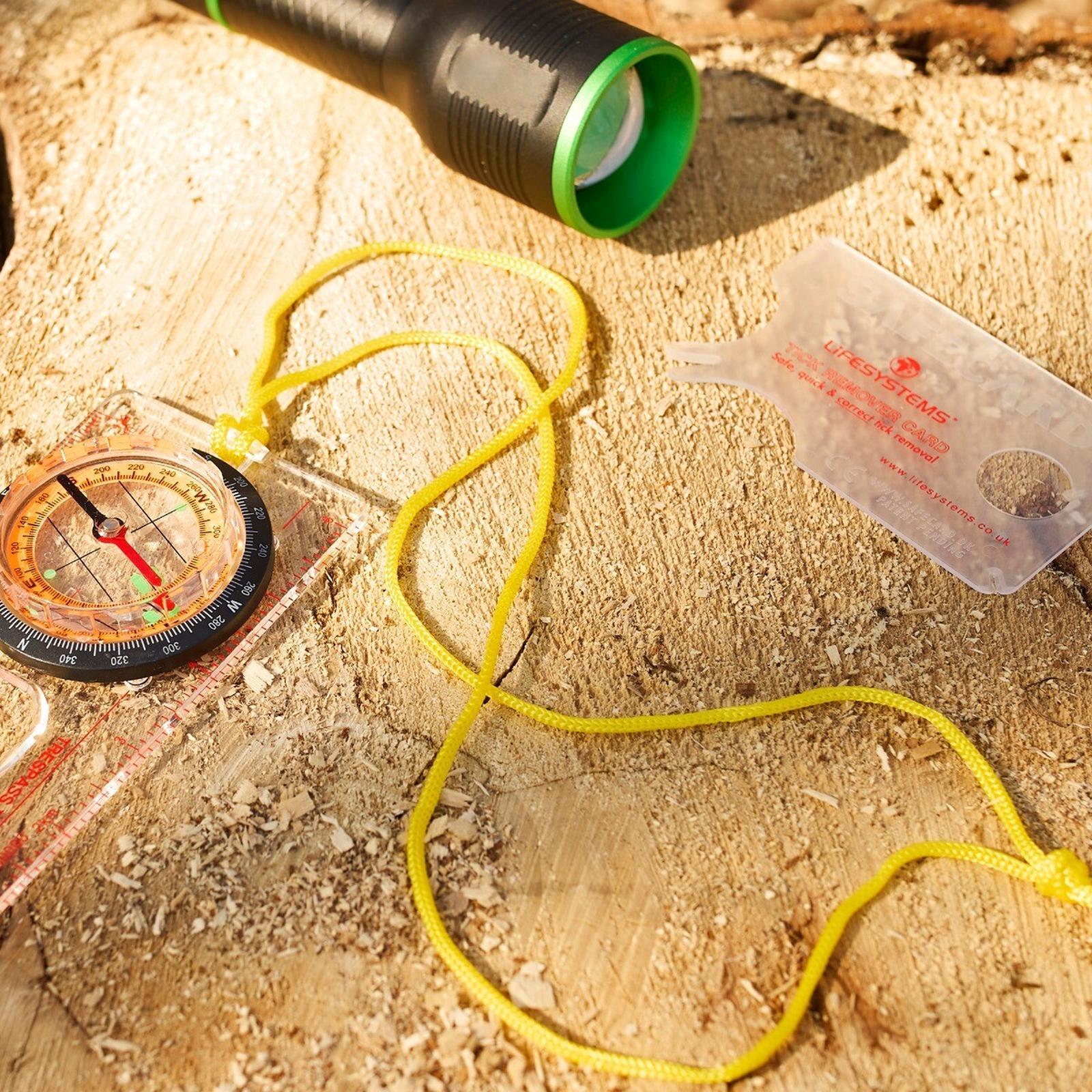 Lifesystems Tick Remover Card | Tick Removal Tool