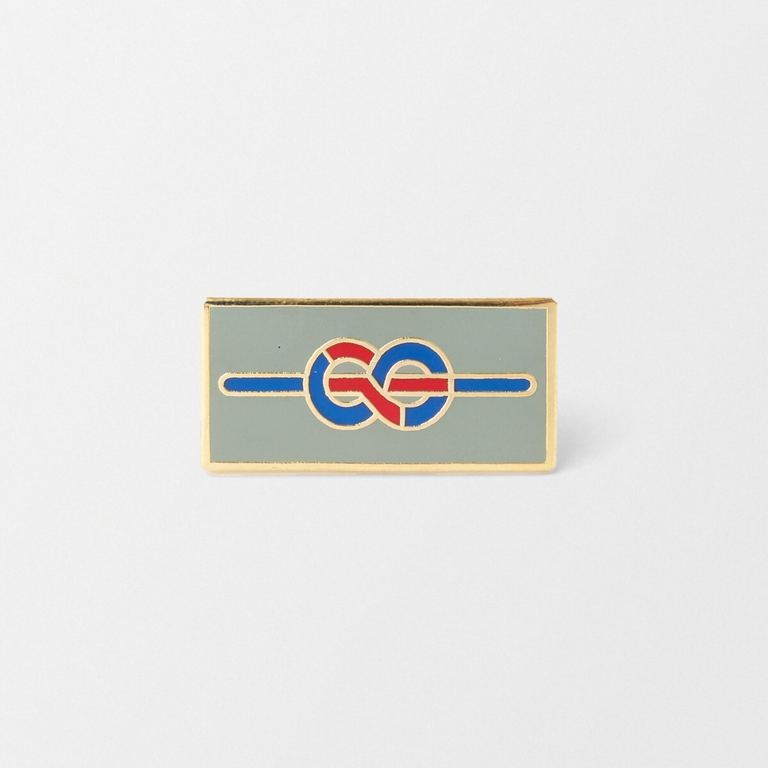 Gilt Cross Pin Badge