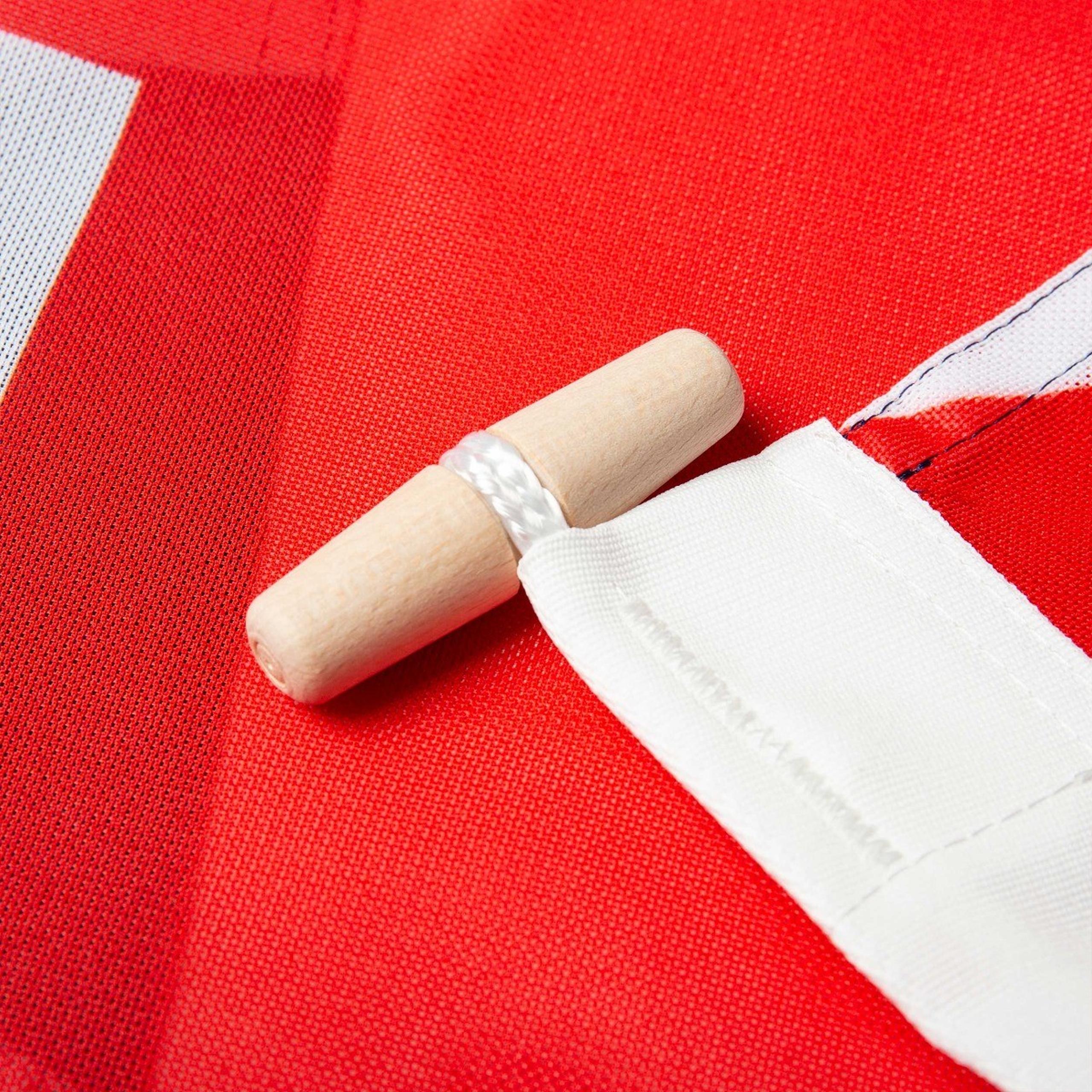 Printed Union Flag with Rope and Toggle 137 x 69cms